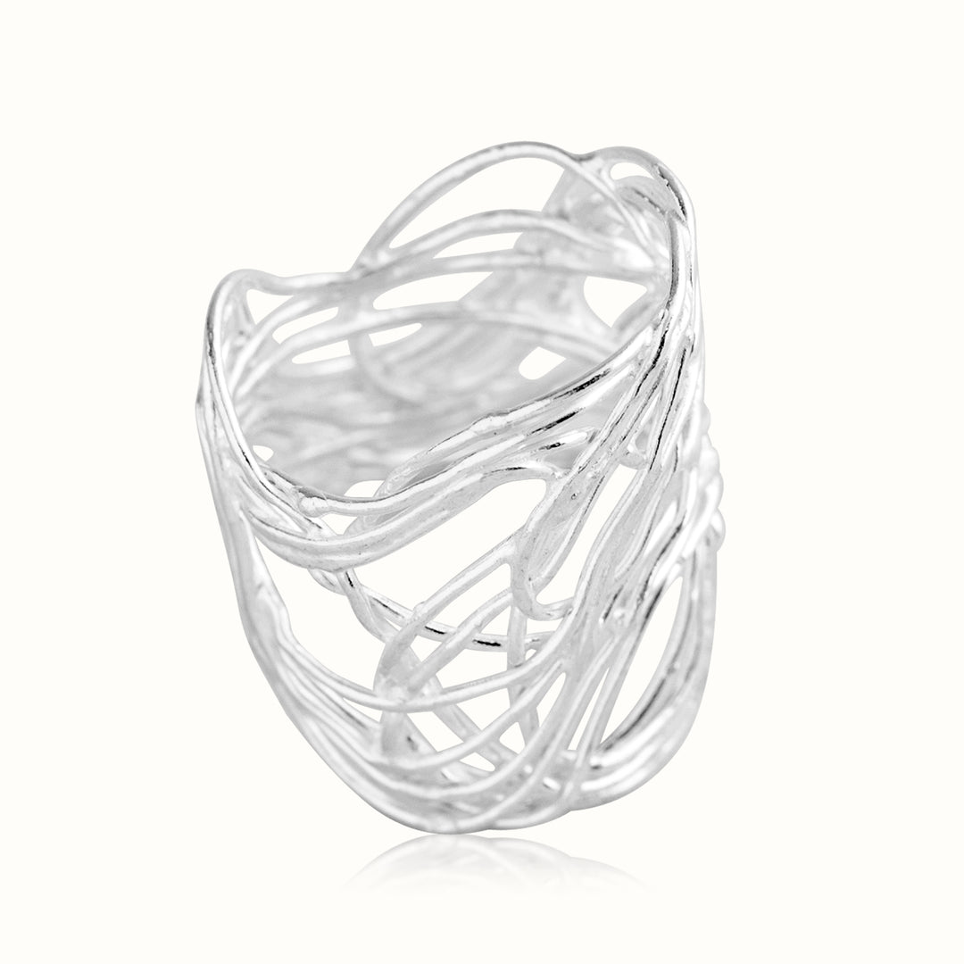 Adjustable Kavya Finger Ring in Mesh Pattern – Vinanti Manji